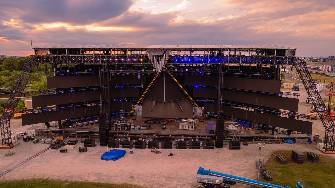 Toronto FPV Drone | Veld Music Festival - YouTube