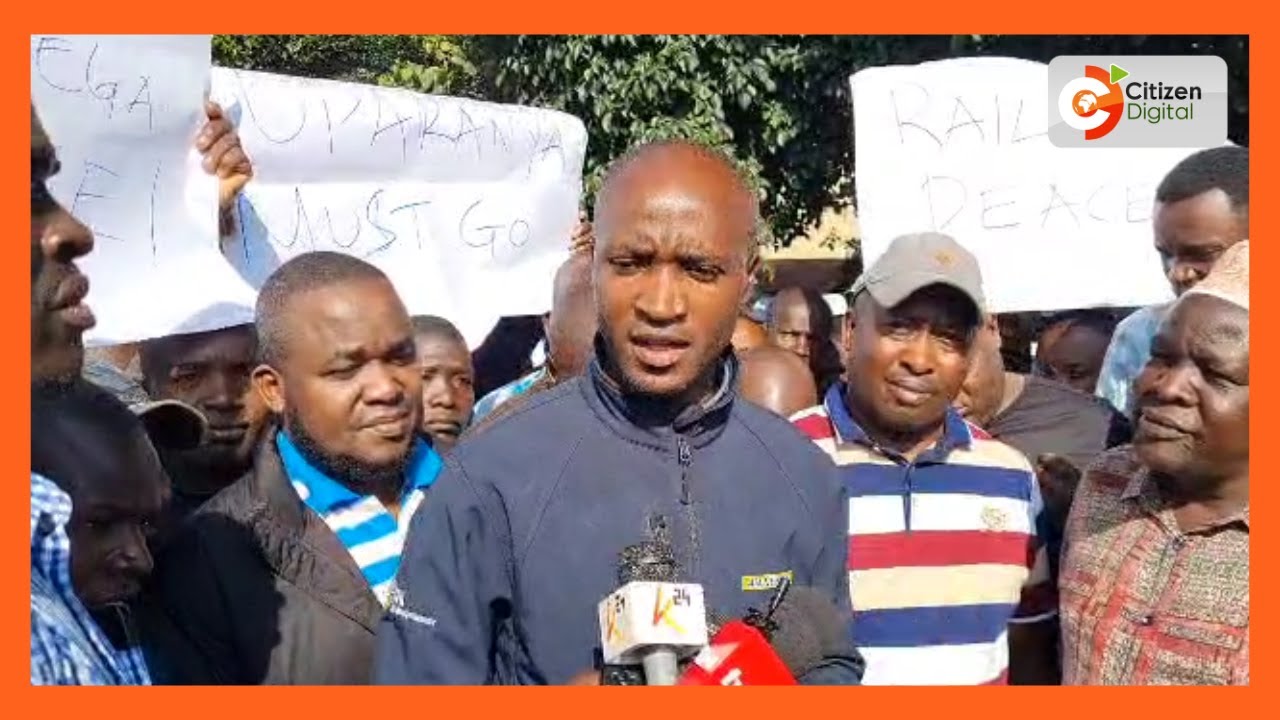 A group opposed to Azimio protests stage demos in Kakamega - YouTube