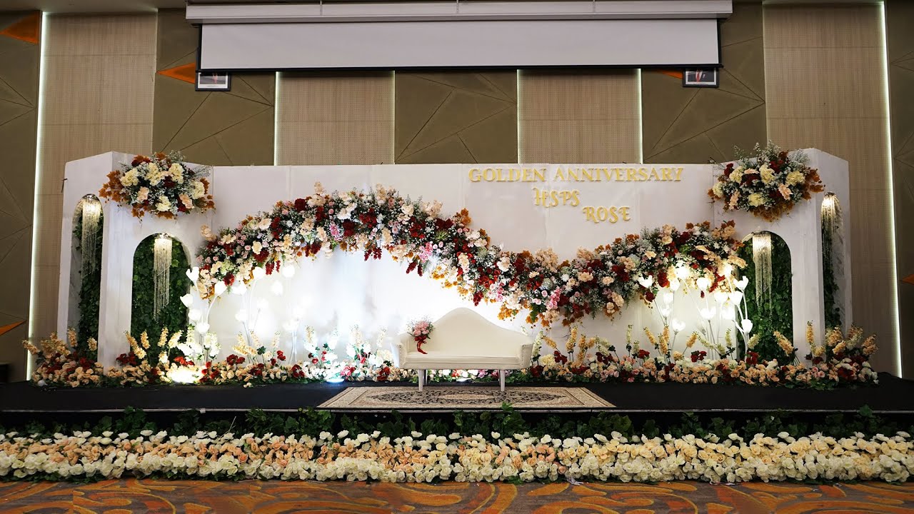 Dekorasi Acara Wedding Anniversary Di Hotel Harris Bandung | Rose ...