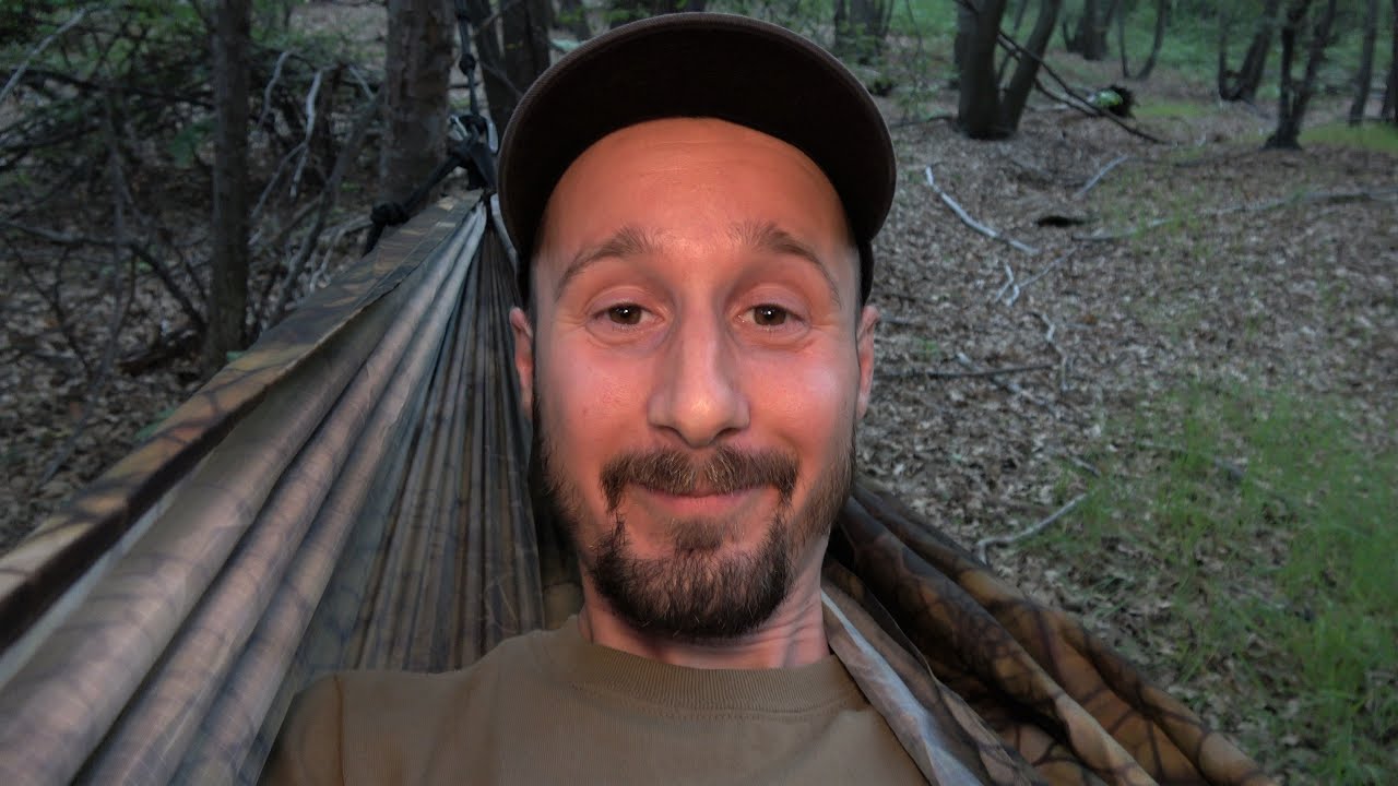 La mia prima notte nel bosco in amaca con SOLOGNAC BUSHCRAFT - YouTube
