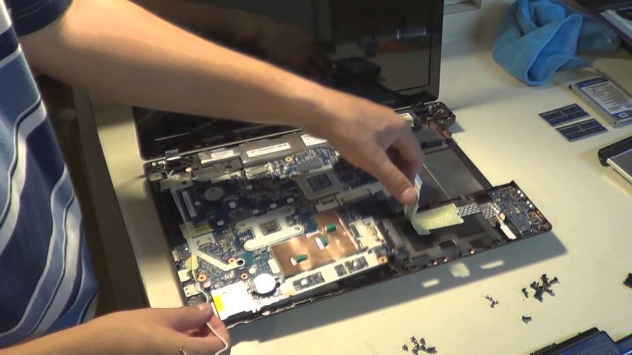 Taking apart a Laptop - YouTube
