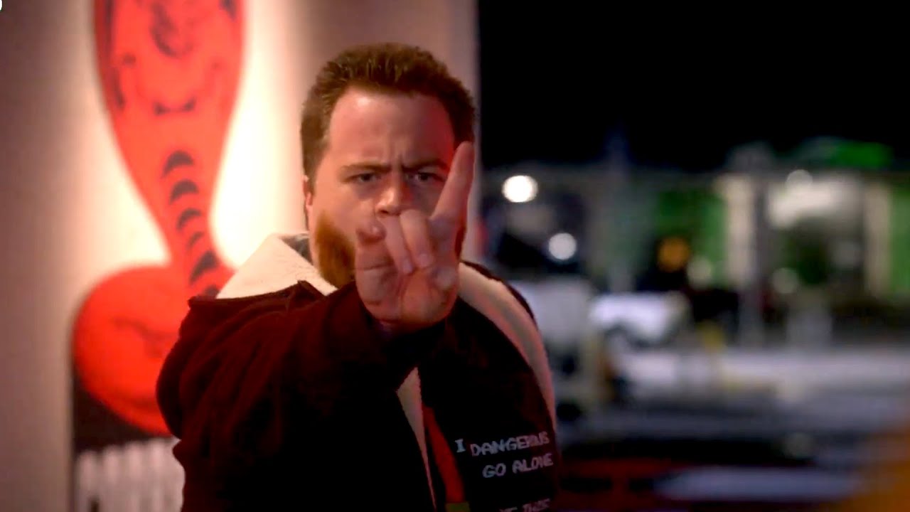 STINGRAY FIGHT SCENE | COBRA KAI SEASON 5 - YouTube