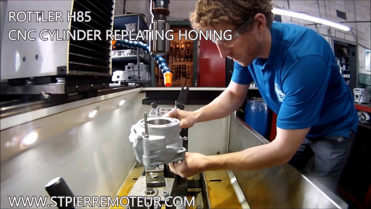 STP1958 (St-Pierre Moteur) ; Cylinder replating ; Engine re-building ...
