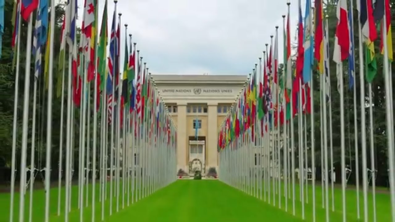 10 countries impossible to invade - YouTube