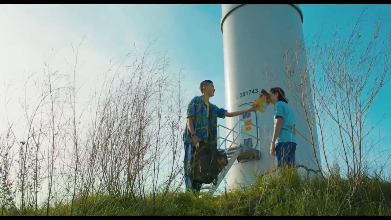 Tschick German Trailer - Deutsche Kino Trailer von TrailerZone.de - YouTube