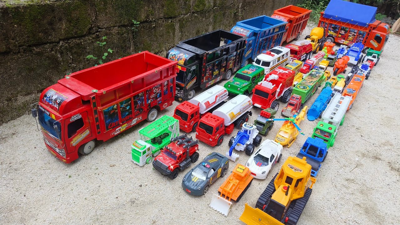 Mobil Truk Tronton Panjang Penuh Mainan Mobilan Teng Baja Besar, Truk ...