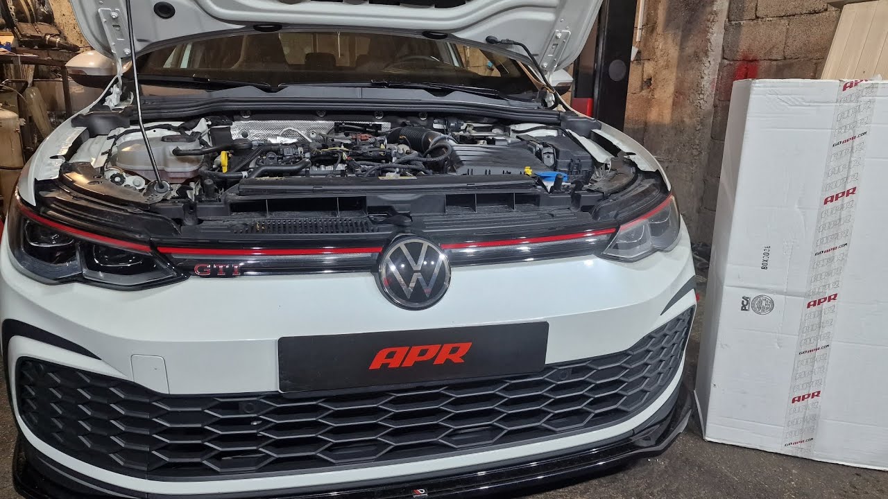 MK8 Golf GTI gets a NEW APR intake and it SOUNDS AWESOME! Installation ...