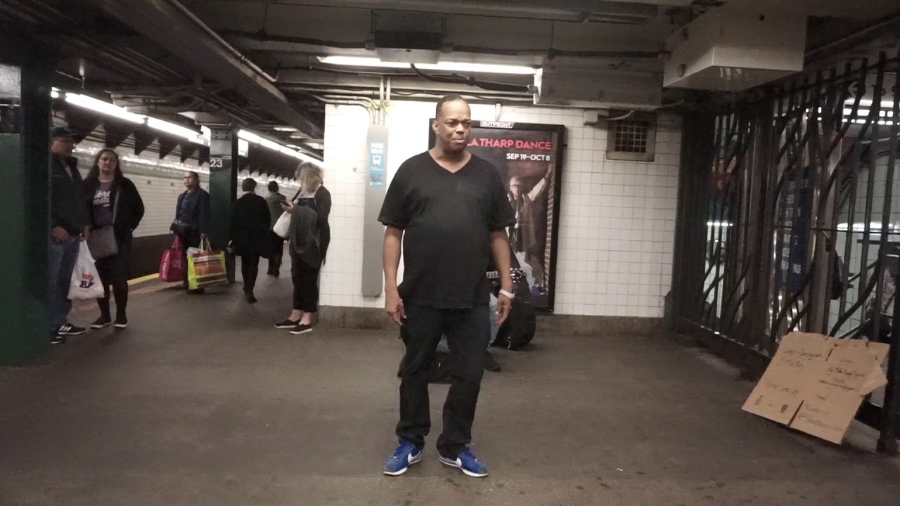 Mike Yung - "You are the sunshine of my life" - YouTube