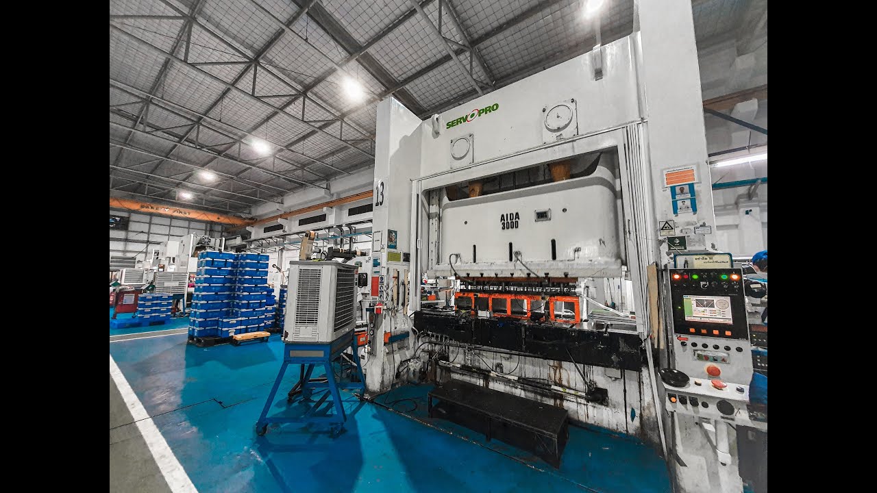 AIDA 300 Ton Servo Press Machine - YouTube
