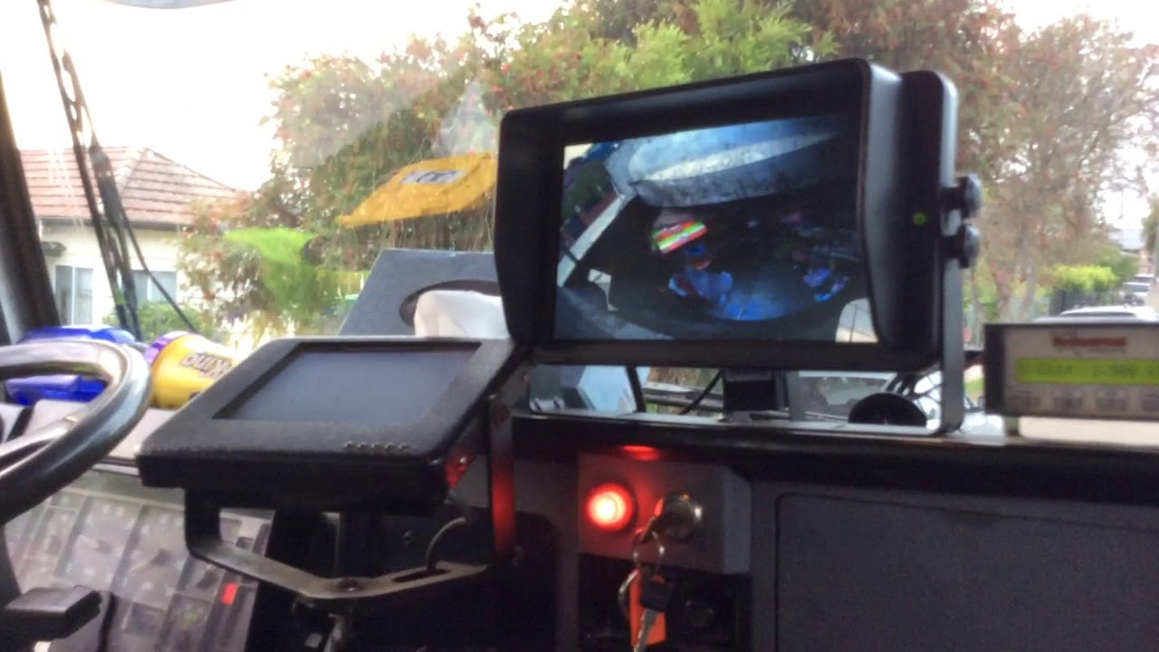 URM RUBBISH TRUCK HOPPER CAMERA - YouTube