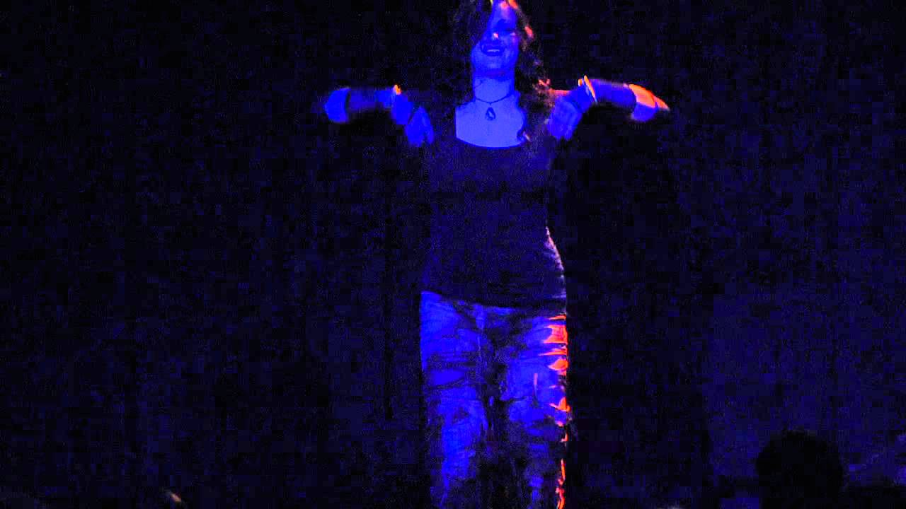 Chelsea Martin- HipHop Belly Dance - YouTube