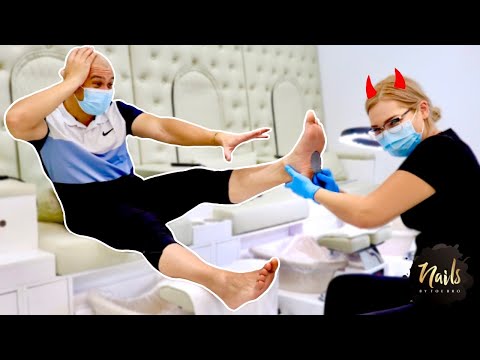 TOE BRO GETS HIS FIRST PEDICURE AT HIS OWN NAIL SALON!!! ***FOOT SPECIALIST GETTING A PEDICURE!!!***