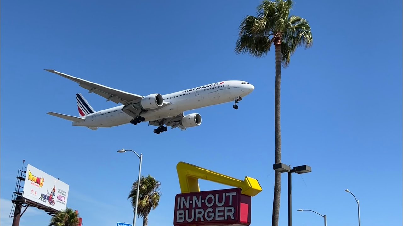 Atterrissage LAX AF069 13 août 2022 - YouTube