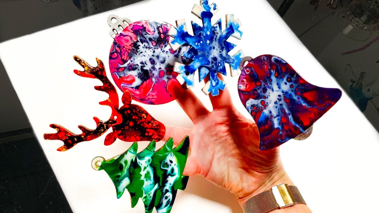 QUICK & EASY Christmas Pour Decorations - Easy DIY | AB Creative ...