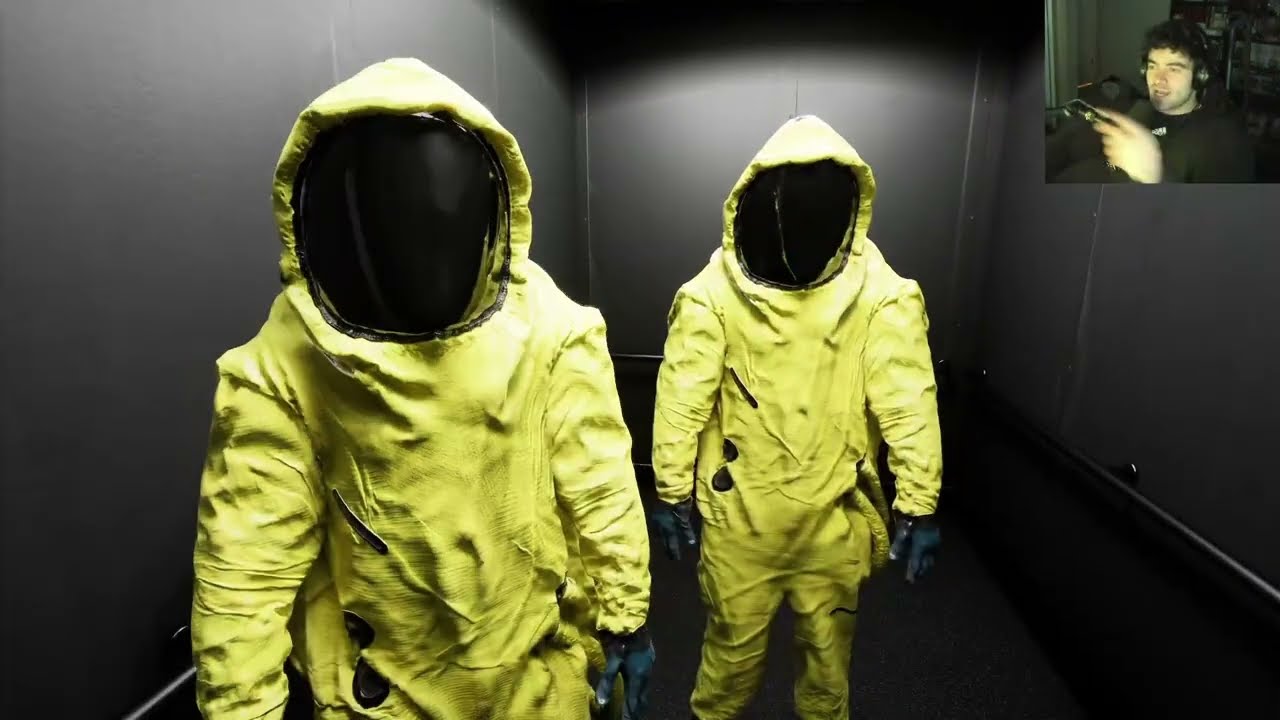 Skermz plays Backooms Escape Together ft. AlbyAround, Sweh & JRM ...