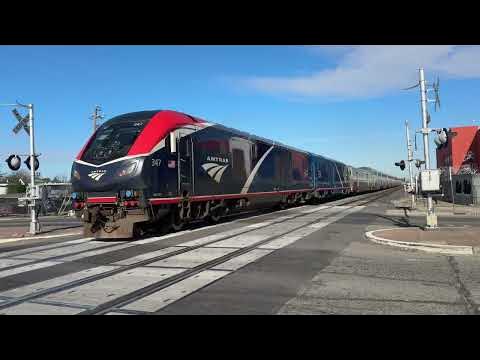 The Amtrak Coast Starlight Train #11 going by 98th Ave in Oakland CA Tuesday Morning - YouTube