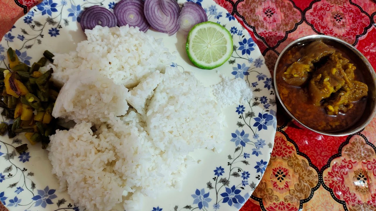 rice mottun cury lal jul binse fry eating - YouTube