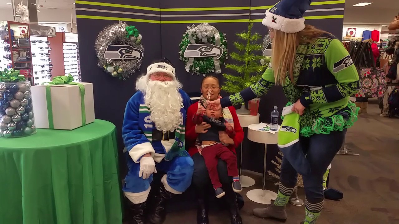 Seattle seahawks santa 16 months old - YouTube