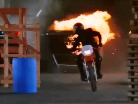 Recoil (1998) Car Chase 1