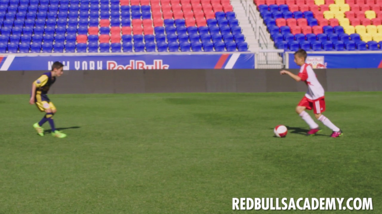 Dribbling - Snake - (New York Red Bulls Academy) - YouTube