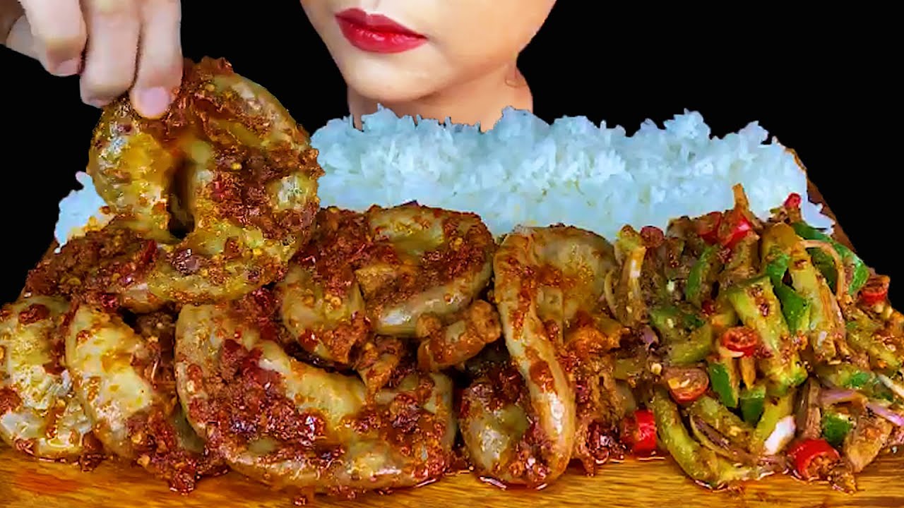 MUKBANG EATING||SPICY PORK INTESTINES, CUCUMBER SALAD - YouTube