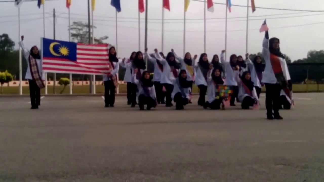 Perbarisan Hari Merdeka Peringkat Asrama Kv Juasseh 2016 (C1 & C2 ...