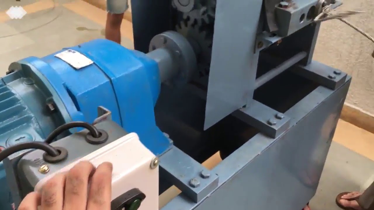 ACSR wire separating stripping machine - YouTube