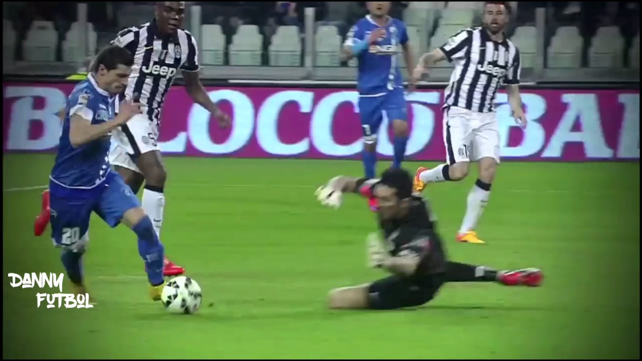 Gianluigi Buffon • mejores atajadas • 2016-2017• - YouTube