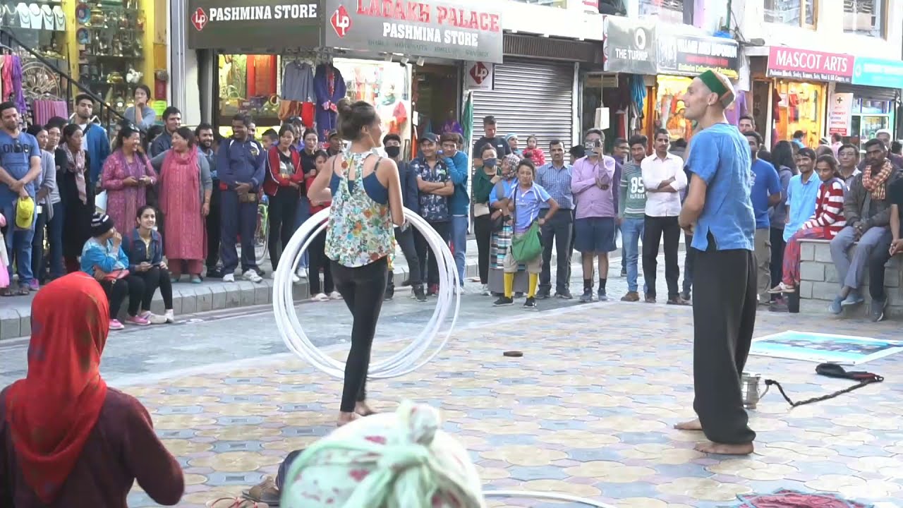 Street show || leh ladakh Main Market ||2018 - YouTube