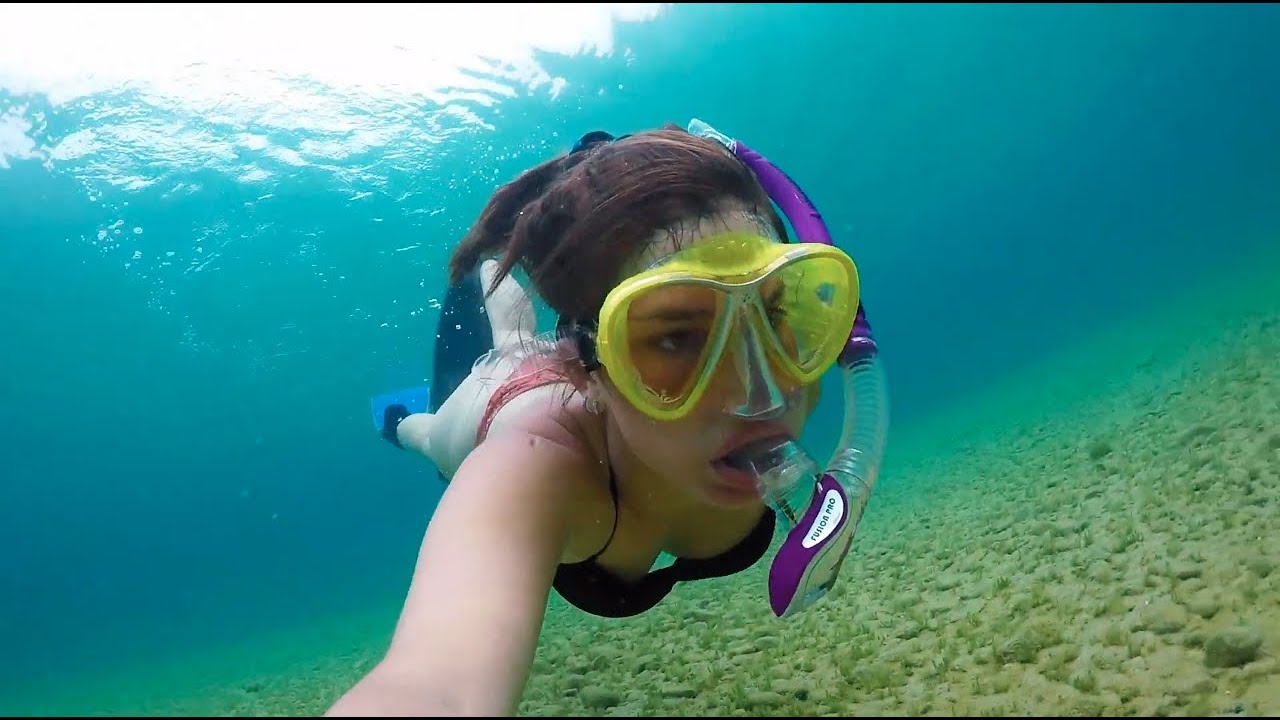 Cute Girl Snorkeling in Lake Michigan with Long Fins (Freediving) - YouTube