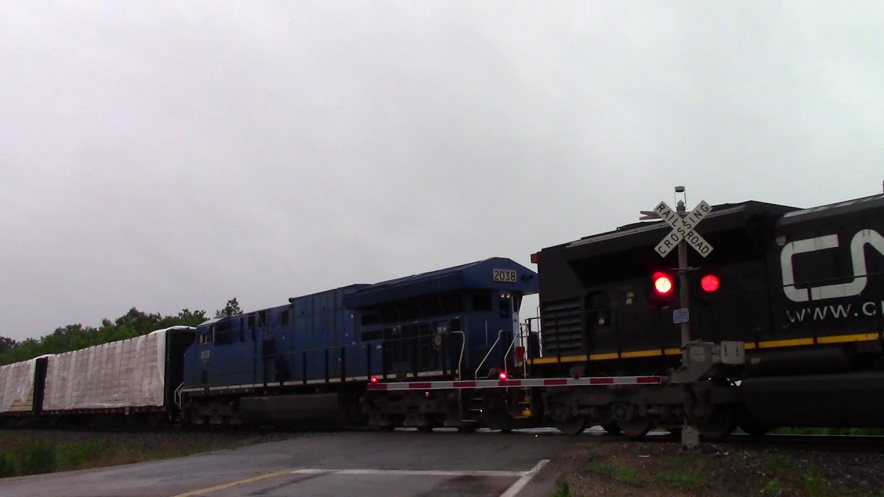 [Safetran Type 1] Charley Pride Highway Railroad Crossing, Hinchcliff ...