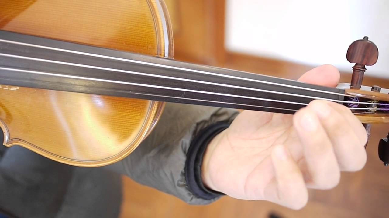 ABRSM 2012-2015 Grade 3 Violin Exam. B:2 Standchen demo - YouTube