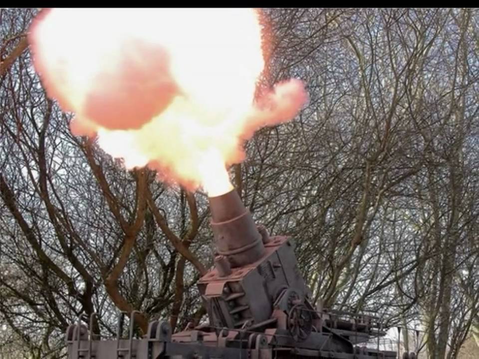 Mörser Karl Gerät 040 & Panzer IV Ammunition Carrier - The 1/6th World ...