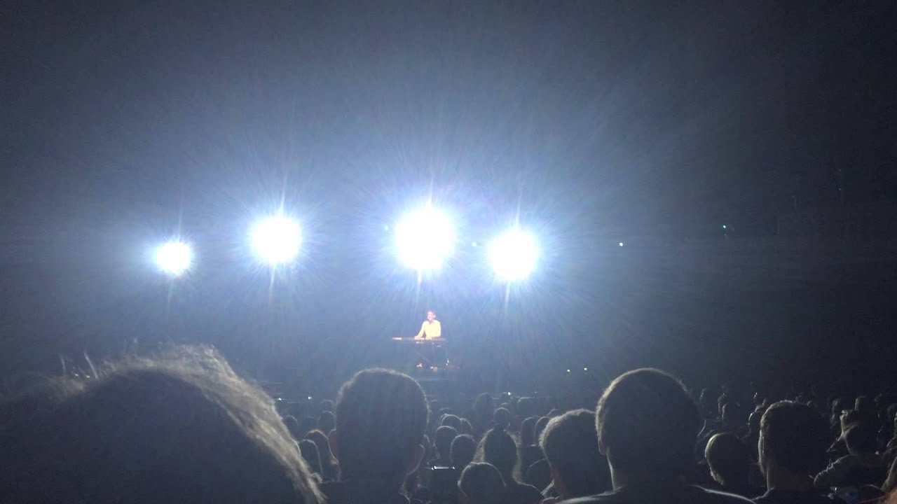 Oh Bo - Bo Burnham. Majestic Theatre - YouTube