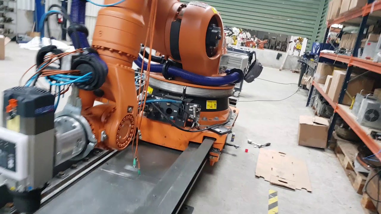 Checking precision of the linear track - YouTube