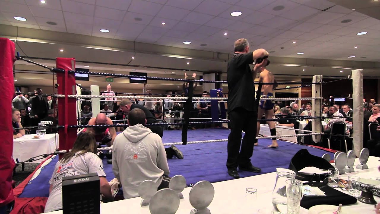 Casey Braddock vs Lee Greenfield - WRSA English title Heavyweight - YouTube