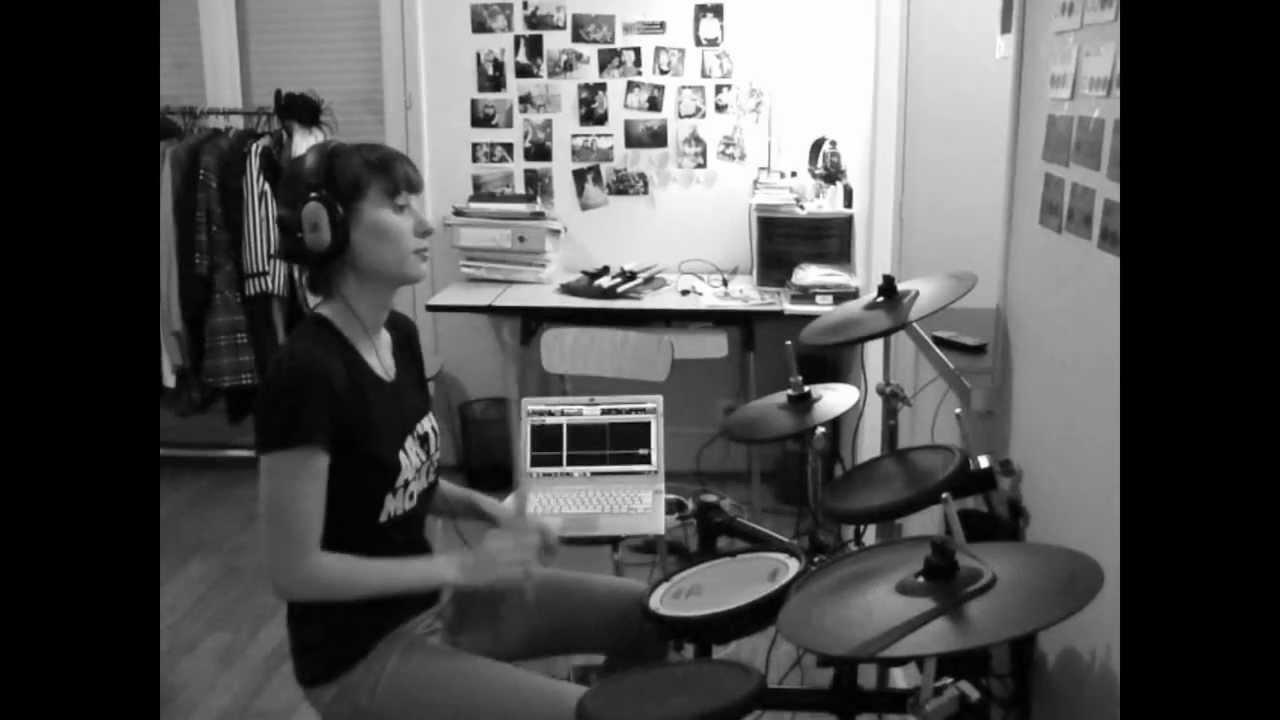drum cover Miles Kane- Little Illusion Machine (female version) - YouTube