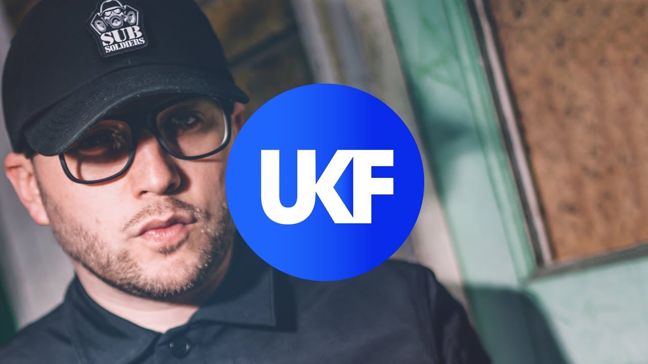 Caspa - Hot Head - YouTube