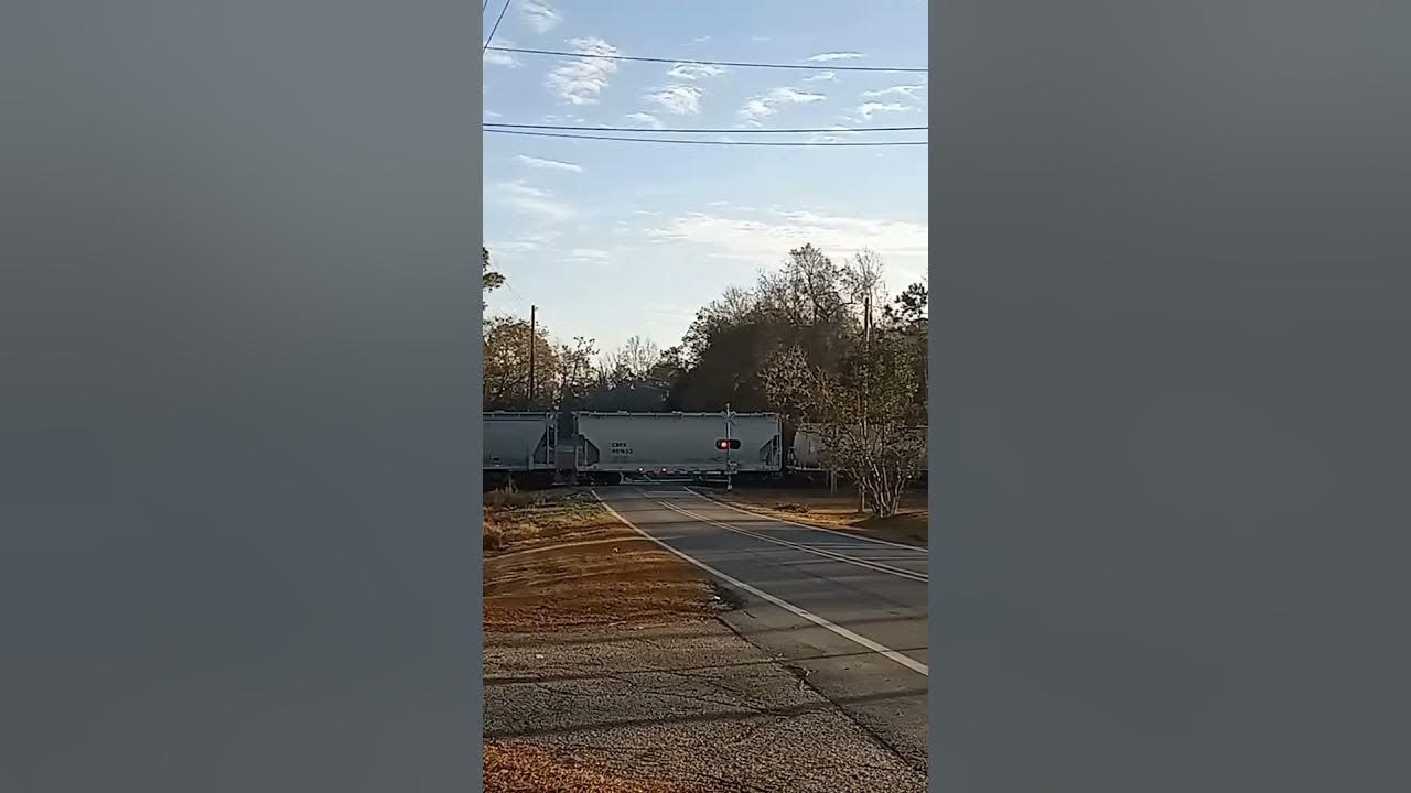 CSXT #715 & #975 ES44AH'S power #l738 at Wray GA 1-30-25 #railfaning 🚂🚂 - YouTube