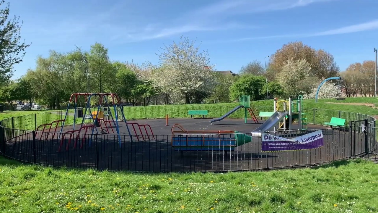 Liverpool / Crown Street Park - YouTube