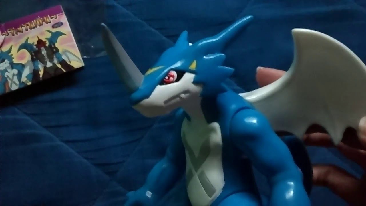 Digimon 02 Exveemon Bandai Big figure Toy - YouTube