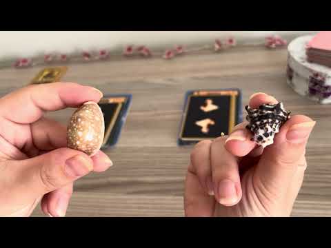 Kimin Kalbindeyim? Kim Beni Seviyor? Deste Seç Tarot Okuması
