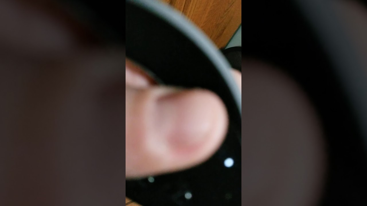 Oculus left touch controller spring noise - YouTube