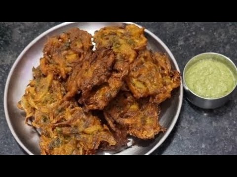 Aloo Pyaz Ka Pakoda - Crispy Evening Tea Time Snack - YouTube