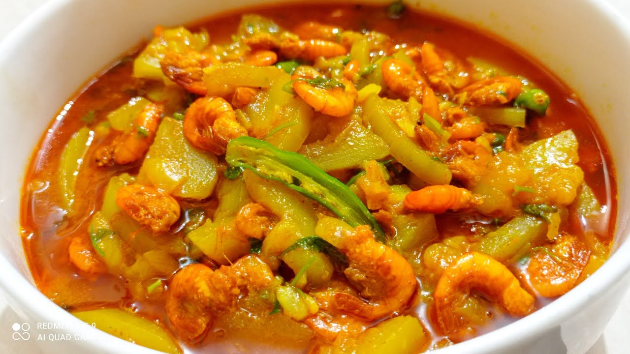Lau Chingri Recipe || Bottle Gourd With Shrimp || Bengali Style Lau ...