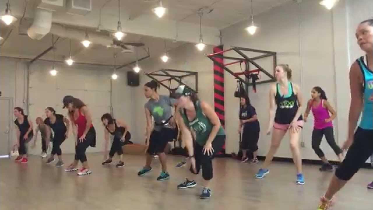 "Sigue Gozando Con Zumba" ~Janel Gauger Wierenga~Powerlab Workouts - YouTube