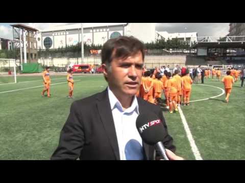 Efsane Futbolcu Feyyaz Uçar İBB Futbol Akademi Kampı’nda