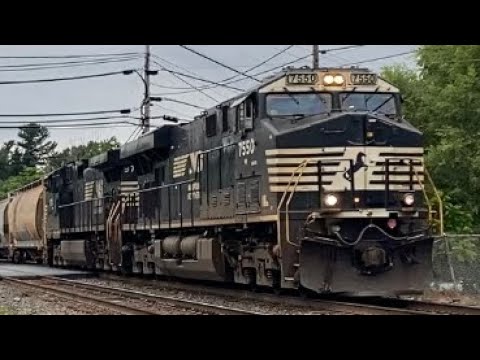 NS 7550 Leads Train 16T With RS5T Horn! - YouTube
