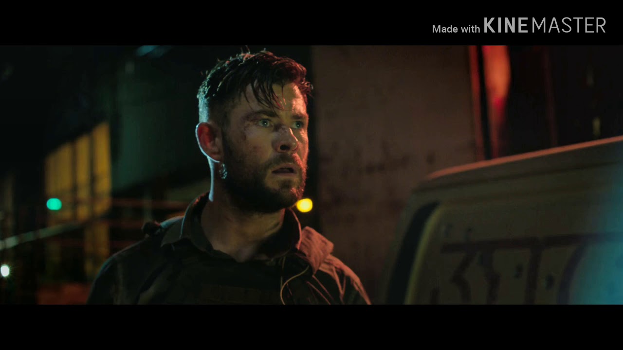 Chris Hemsworth Fight
