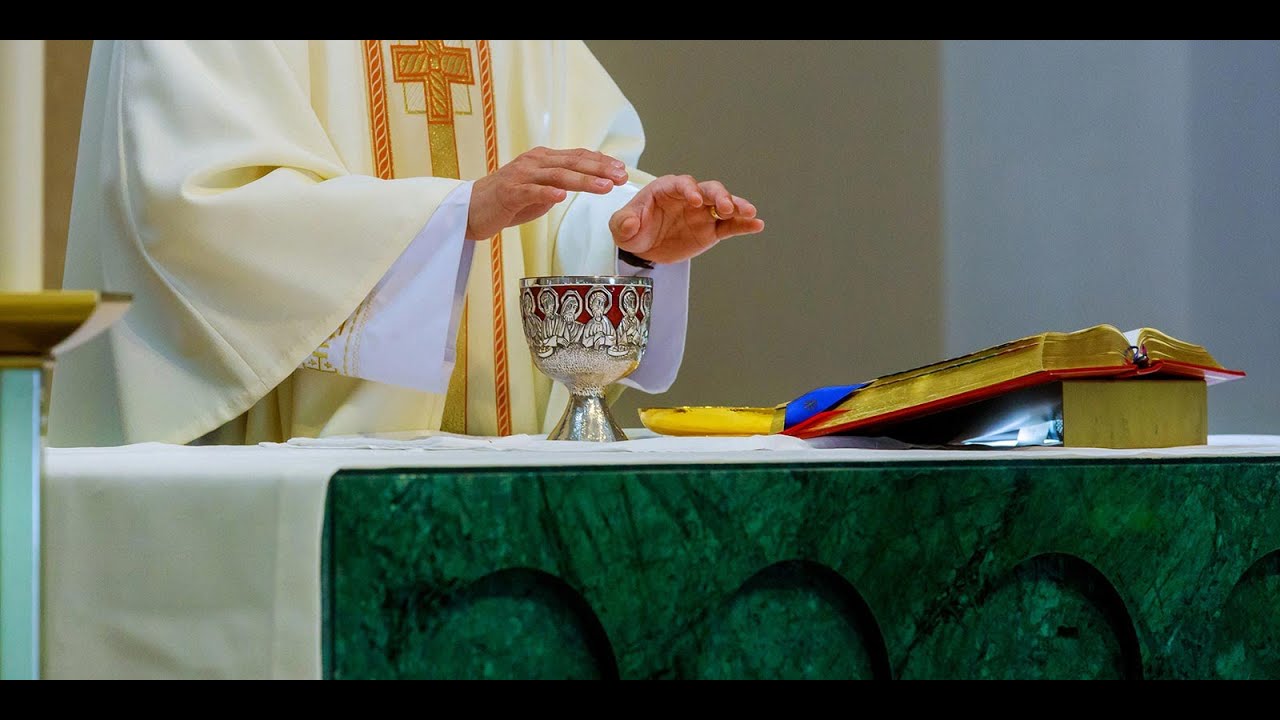 MOOTHEDAM CHURCH || LIVE STREAM || HOLY MASS || 19/11/2023 - YouTube